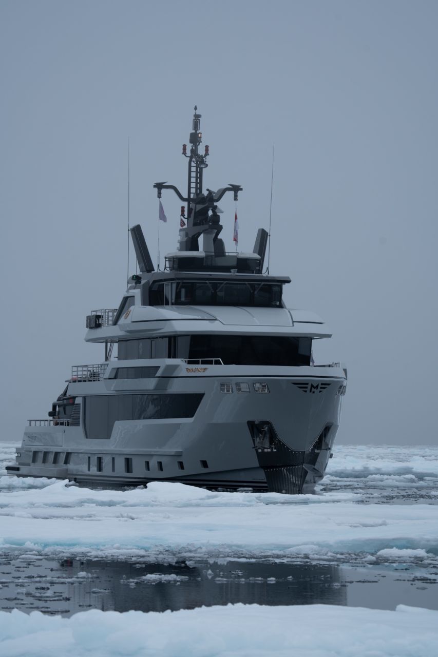 Deck/Engineer Job on Private Motor Yacht in Iceland | 2951784 | Yotspot